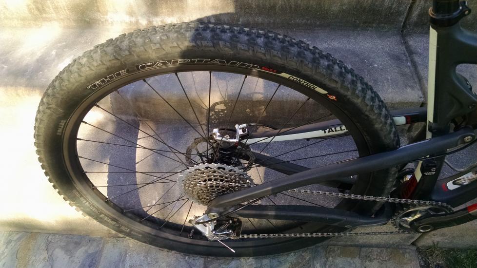 Custom 30mm-Wide 29 Inch Wheels for Santa Cruz Tallboy