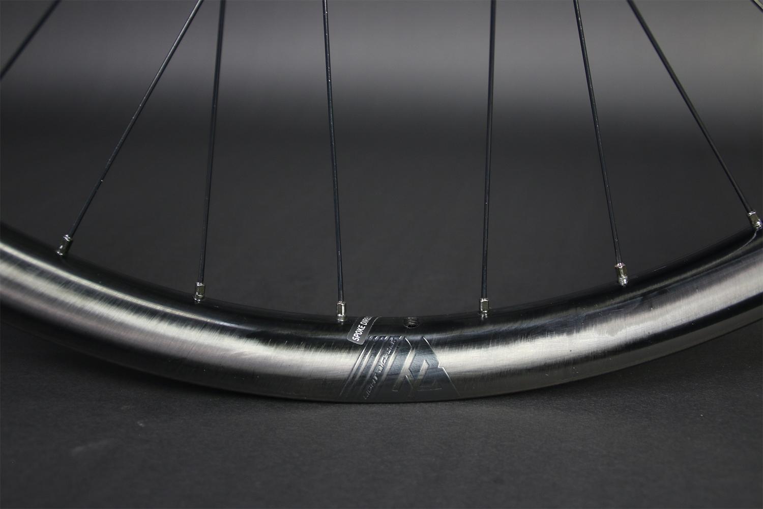 AM730-30mm/36mm Widths,25mm Depth Carbon Wheelset/Mixed Hubs