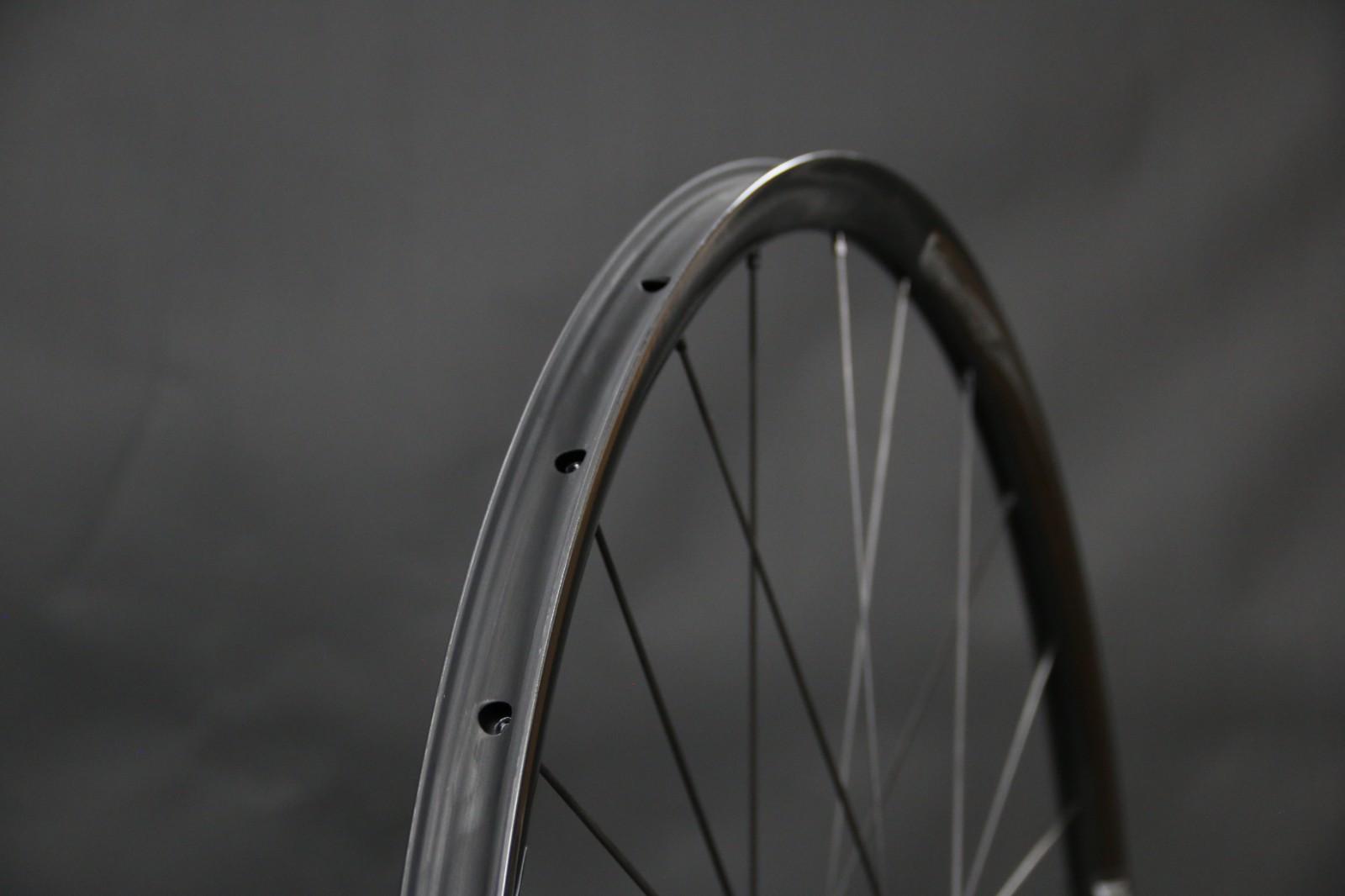 AR24 Disc Review: Lightweight Wheels For Gravel Racing