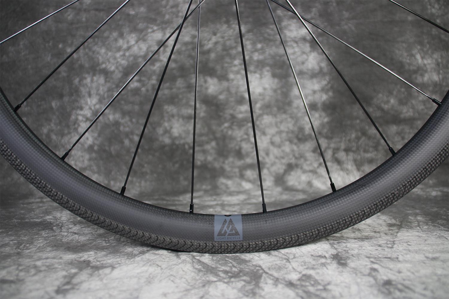 AR36-22.5mm/28mm widths,36mm depth carbon wheelset/grooved graphene surface