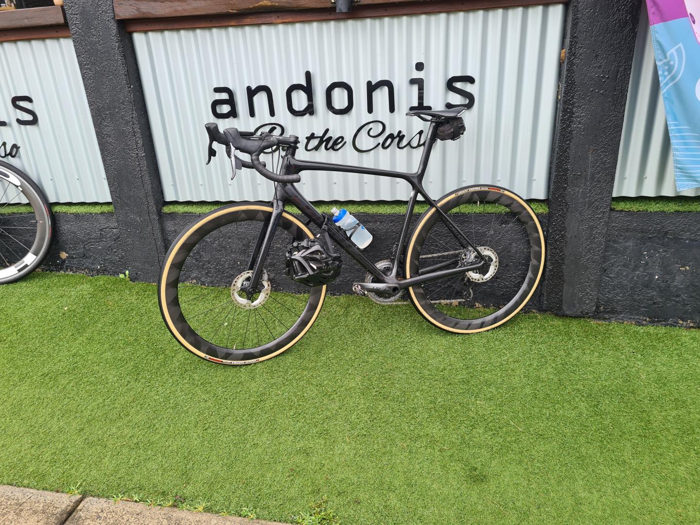 AR46 Disc Review: Braided UD Wheels On Giant Advanced