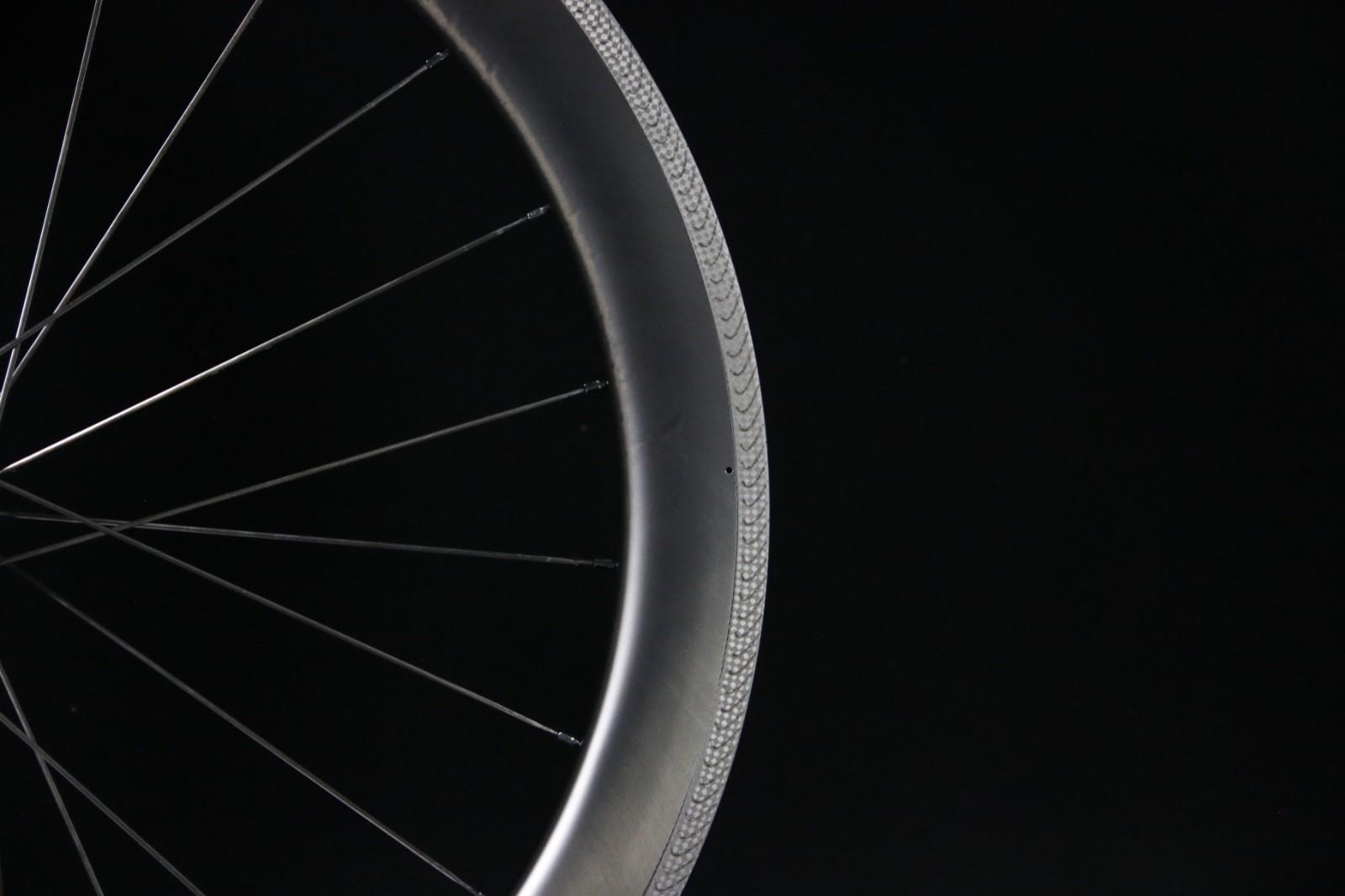 AR56 Non Disc Review: UD Satin Aero Carbon Road Wheelset