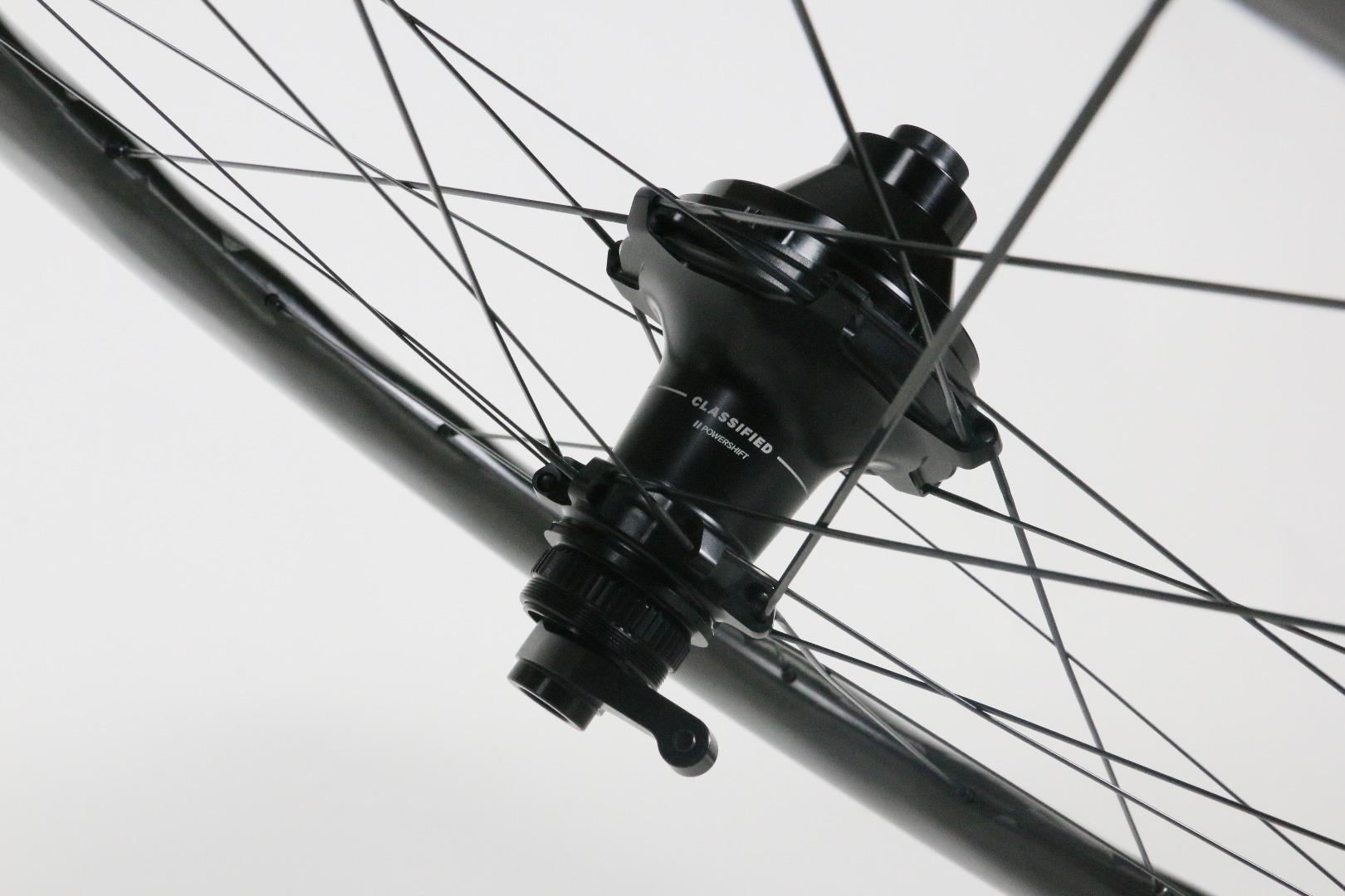 AR565 Disc Review: Powershift Internal Geared Wheel