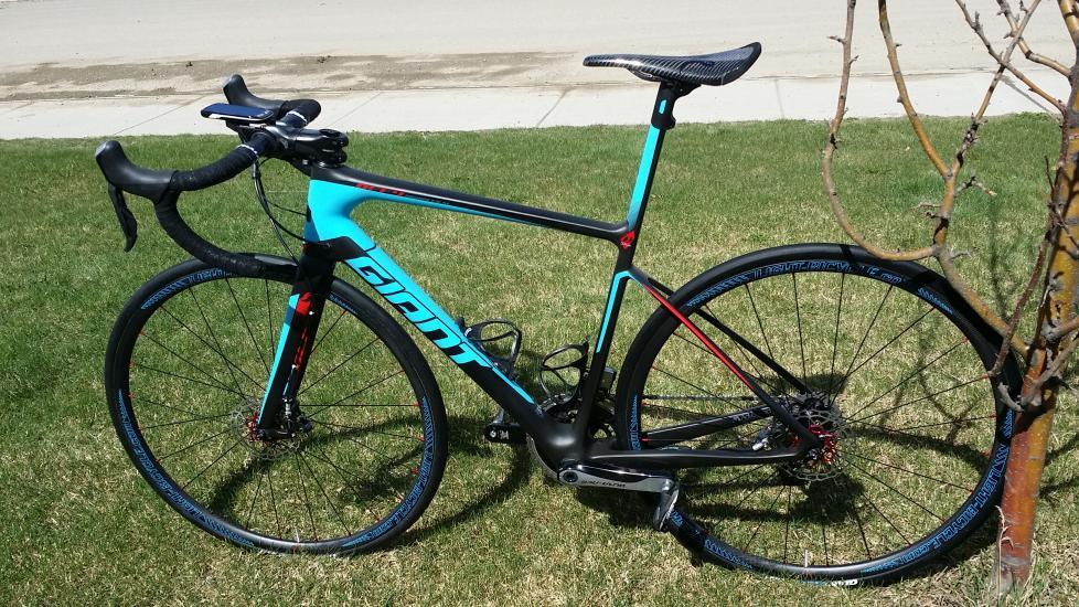 Defy Advanced SL 0 with 24mm 3k matte rims