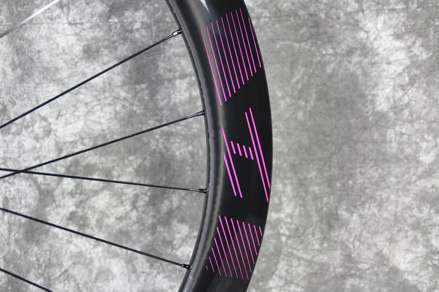 R55-17.9mm Inner/25mm Outer Widths, 55mm Depth Carbon wheelset/Glossy ...