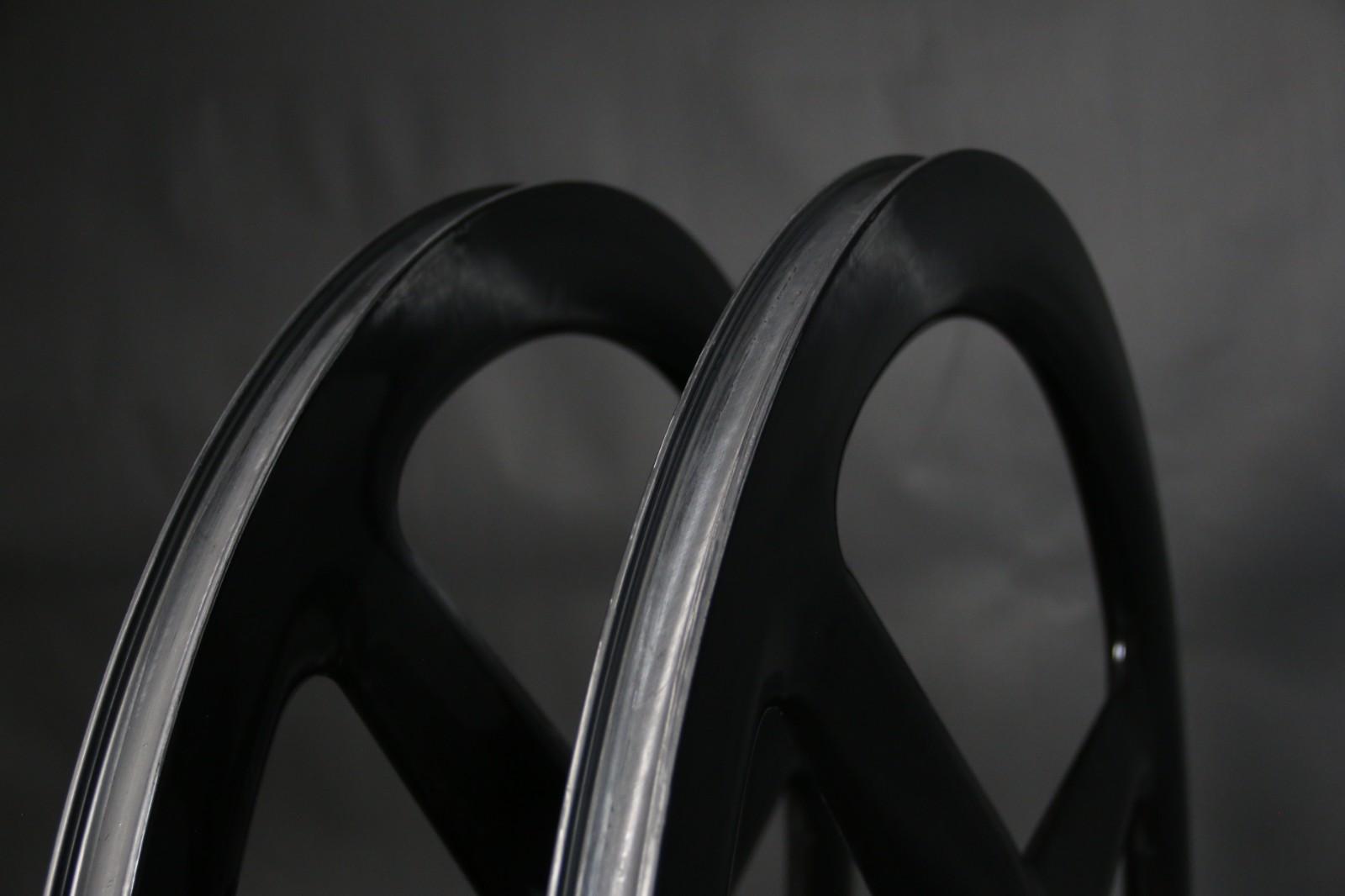 Trilight 3-Spoke Review: Aero Wheels for TT & Tri Races