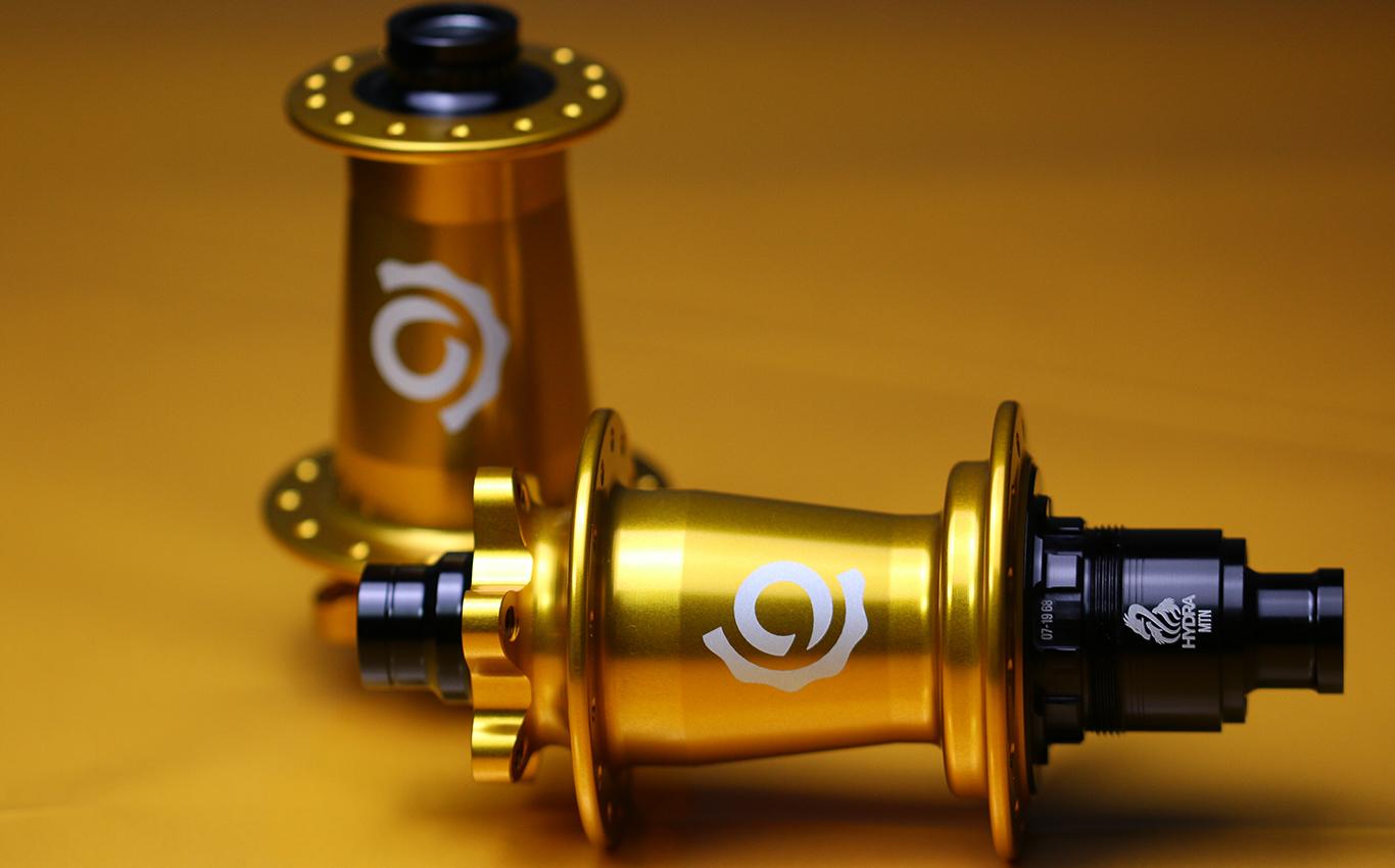 industry nine-hydra classic boost mtb hubset/gold